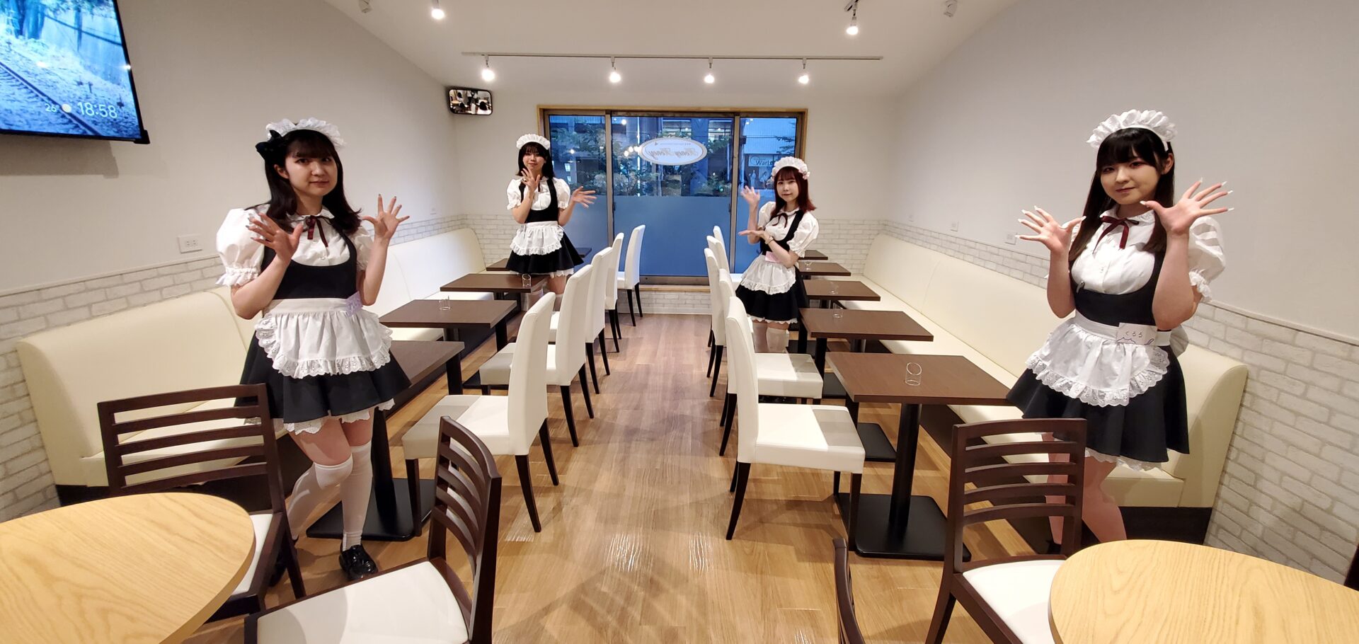 Food, Drinks, and Maids – HoneyHoney Maid Cafe Opens in Nakano ...